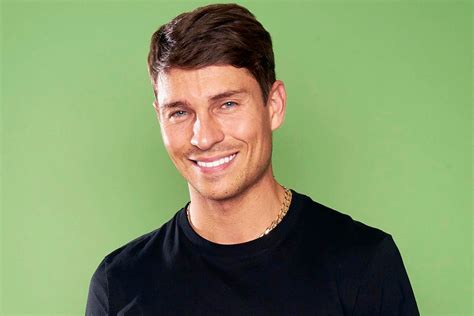 Celebrity First Dates Star Joey Essex Cringes At Women Pretending