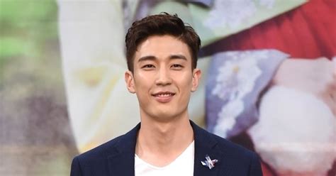 불륜 의혹 강경준 소속사·방송계 선 그으니…sns 닫았다 [md이슈]