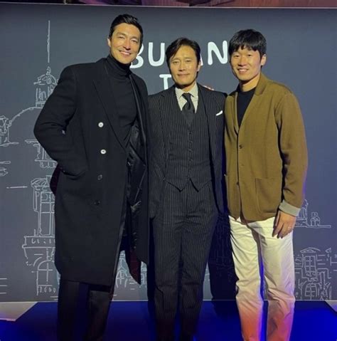 俳優ダニエル・ヘニー、 結婚発表後さらにカッコいい花婿イ・ビョンホン＆パク・チソンとスリーショットが「ワンダフル」 K Pop、韓国