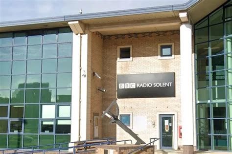 Hampshire Mp Questions Bbcs Priorities Over Local Radio Cuts