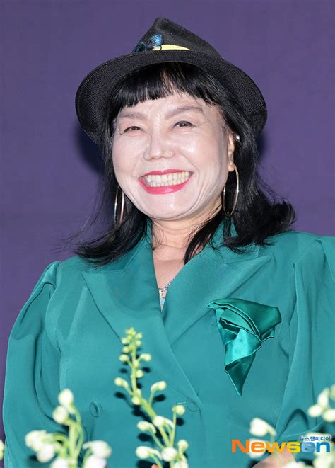 이숙 함박미소 포토엔hd 손에 잡히는 뉴스 눈에 보이는 뉴스 뉴스엔