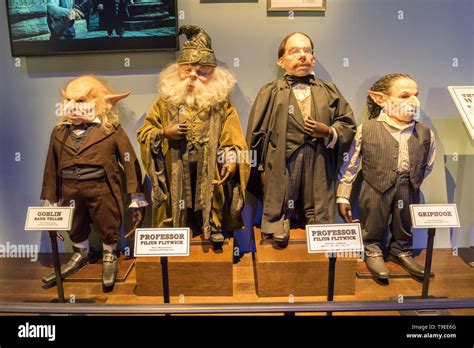 Warwick Davis Harry Potter
