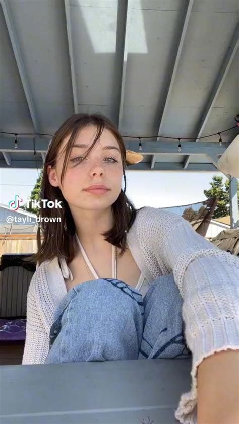 Shes Unreal [video] In 2024 Pretty People Makeup Tips Cute Costumes