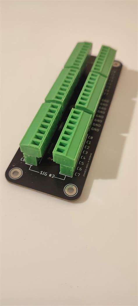 32 Input Multiplexer Loungepilot