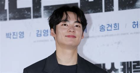 송건희 지구 밖에서도 보일 선명한 이목구비 Se★포토
