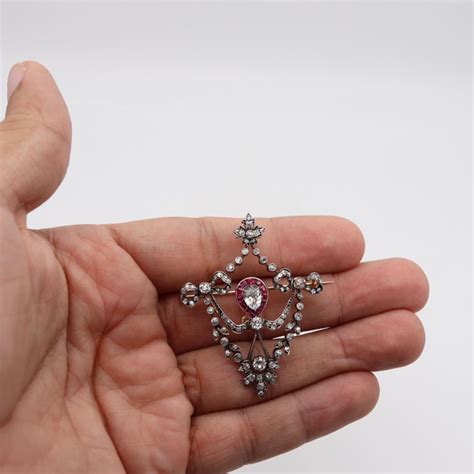 Edwardian 1900 Belle Epoque Convertible Pendant 18kt Gold 508ctw