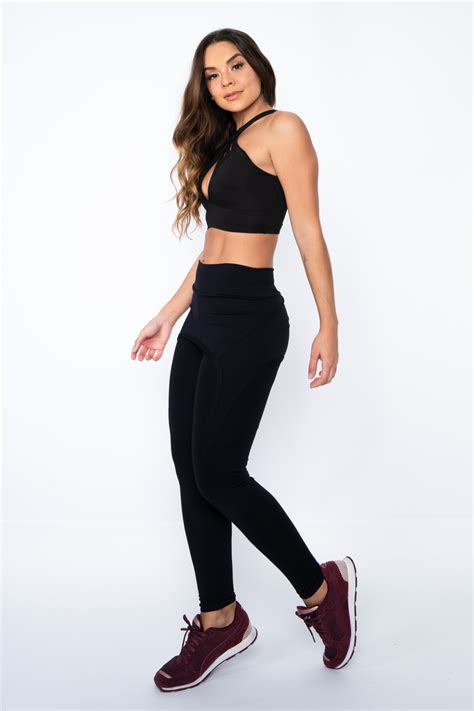 Calça Legging Poliamida Com Tapa Bumbum Preta