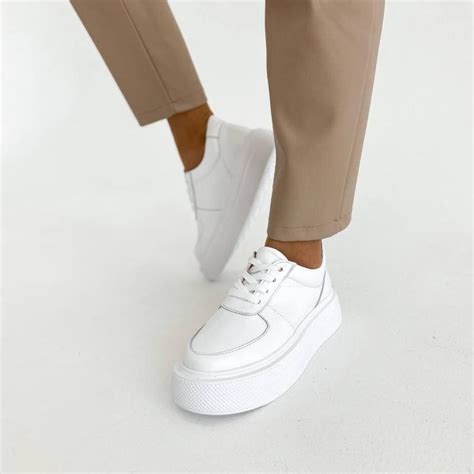 Кеди шкіряні — ціна 1650 грн у каталозі Кеди Купити жіночі речі за доступною ціною на Шафі