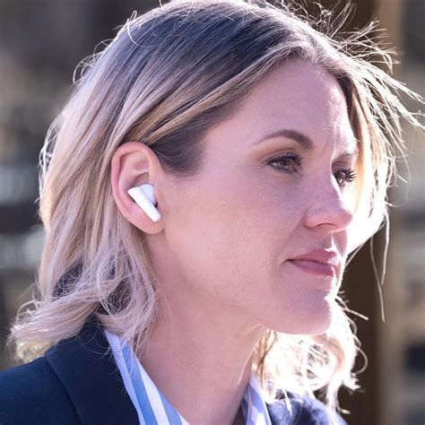 The World S First Dialog Enhancing Wireless Earbuds Hammacher Schlemmer