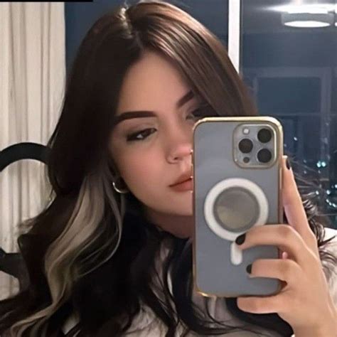 Pin De Casey Brasil Em Hair Makeup Em 2024 Cabelo Preto Loiro