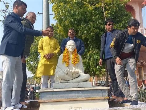 Anger Arose Due To Not Inviting Congress Peoples Representatives