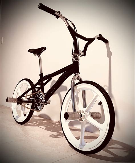 Bully Piston Bmx Bike