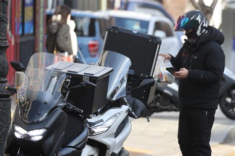 쿠팡이츠 상생 요금제 도입…매출 하위 20 수수료 7 8 P 인하