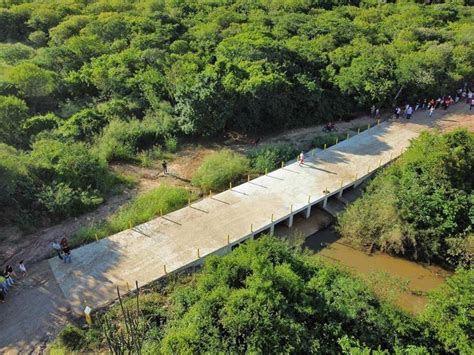 Marconi Oficializa Entrega De Passagem Molhada Júnior Campos