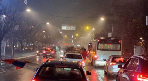 Slavlje Na Ulicama Banje Luke Nakon Pobjede Srbije