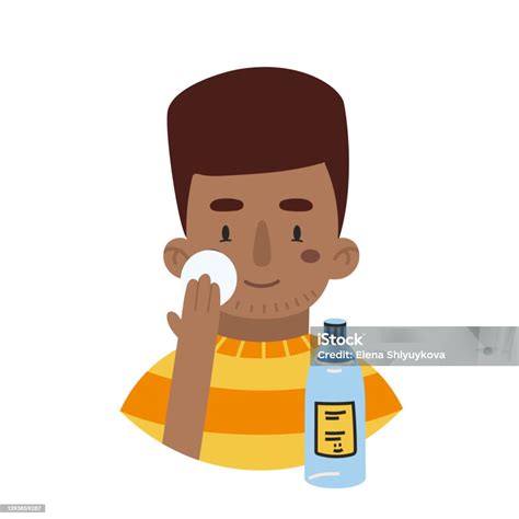아프리카 계 미국인 소년은 토너 얼굴 스킨 케어 루틴 만화 스타일 캐릭터를 적용 건강관리와 의술에 대한 스톡 벡터 아트 및 기타 이미지 건강관리와 의술 건강한 생활방식