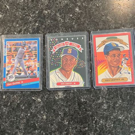 3 Ken Griffey Jr Cards