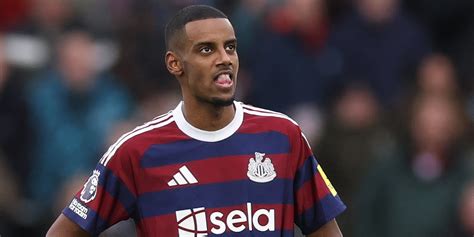 Fabrizio Romano Shares Transfer Update On Liverpool And Alexander Isak