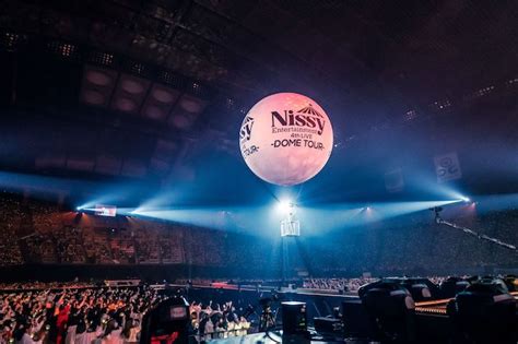 Nissy、6大ドームツアー終幕。10周年記念イベント開催、ライブ写真集発売発表 Barks