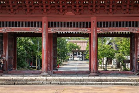 お盆なので、三条市法華宗総本山「本城寺」。 冬来たりなば春遠からじ20 Daily