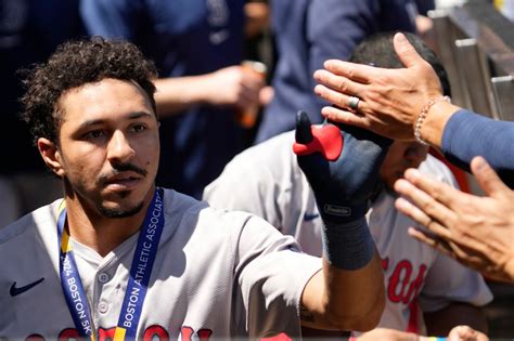 Red Sox Avoid Disaster Rally Past White Sox 6 4 In 10 Innings