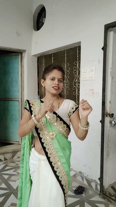 आपन मेहर मिर्चइ लागे😋 Bhojpuri Song Newsong Youtube