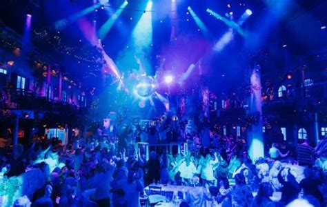 Mamma Mia The Party How To Have The Time Of Your Life Globetotting