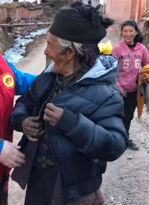 孤寡老人的生活是什么样的？看了你会深有感触 知乎