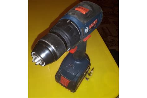 Аккумуляторный шуруповерт Bosch GSR 18V-50 06019H5020 - выгодная цена ...