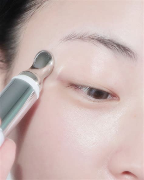 올리브영아이크림 추천 닥터트웬티프로젝트 바르는콜라겐 진동아이크림으로 눈가탄력 지켜요 네이버 블로그