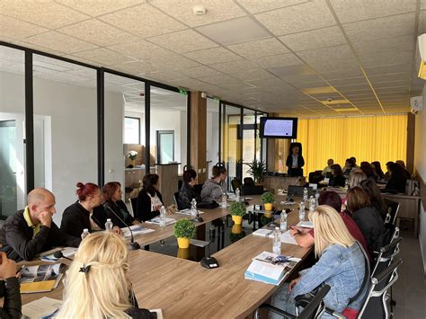 ОИЦ СОФИЯ ПРЕДСТАВИ АКТУАЛНИ И ПРЕДСТОЯЩИ ПРОЦЕДУРИ ЗА ЕВРОПЕЙСКО ФИНАНСИРАНЕ В КОСТИНБРОД