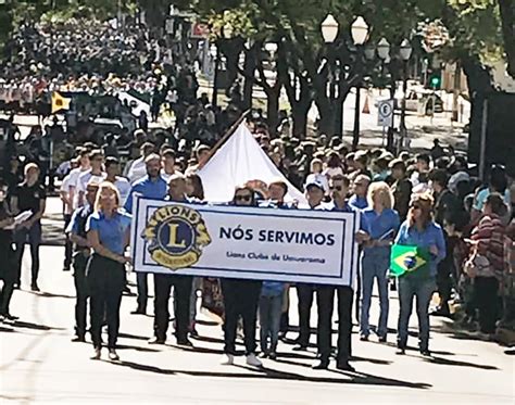 Coluna Italo Lions Clube anos presente na história da Capital da Amizade