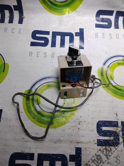 Used IDEC ASW210 SELECTOR SWITCH W HOUSING FROM CONVEYOR TECHNOLOGIES CC 5M 1 For Sale At SMT Re