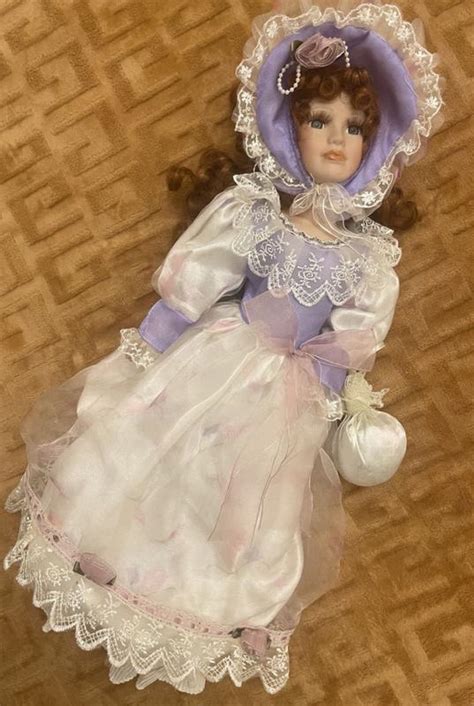 Колекційна фарфорова лялька — ціна 650 грн у каталозі Інтерєрні ляльки