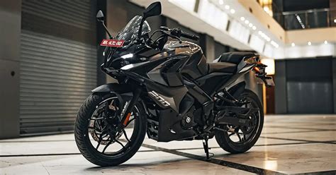 Bajaj Pulsar Rs200 Review Captivating Entry Level Sports Bike