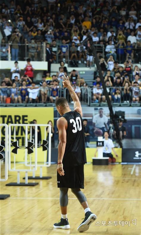 [st포토]스테판 커리 3점슛 성공