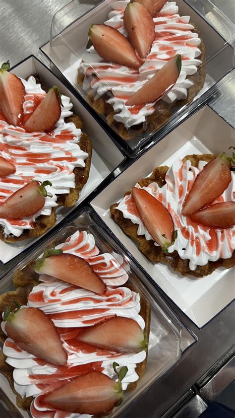 Pico Ang Sarap Berry Much 😝 Strawberry Croffles Now Available Here At Pico 📍 Pico Bakehouse