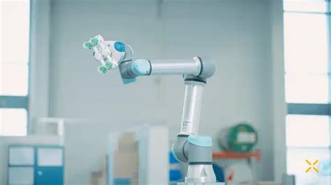 7 Axis Industrial Robot Arm High Positioning Precision Pick And Place