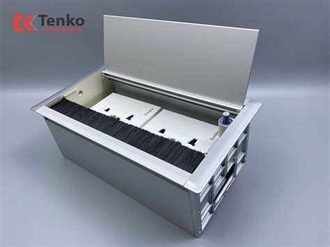 Hộp Điện Âm Bàn Họp 2 Ổ Cắm Đa Năng Box Nhôm Nguyên Khối Tenko Tk Ab2s