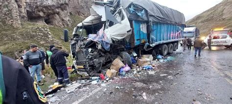 La Oroya 2 Muertos En Trágico Accidente En La Carretera Central 7 Días