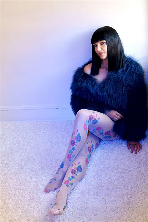 Laura Leezy Bassist And Singer For Khruangbin — The Bare Magazine