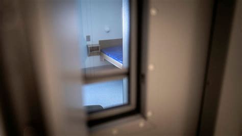 Trångt På Fängelser Två Interner På Sex Kvadratmeter