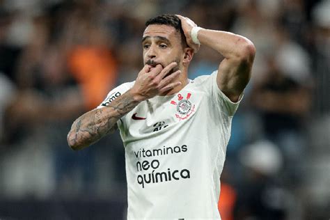 Renato Augusto Estuda Virar Treinador Elogia Tite E Diz Ser Fã De