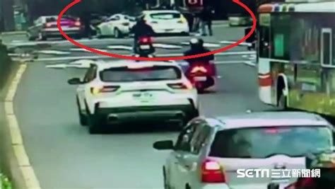 欠5萬被地下錢莊擄走！他找人幫籌錢 好友竟「加碼」砸車 社會 三立新聞網 Setncom