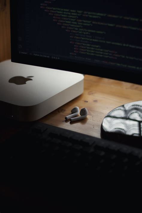 Working With Toolbar In Swiftui