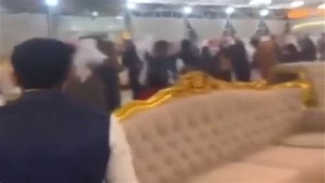 الأمن الكويتي يفض حفل زفاف أقيم في يوم وفاة الأمير نواف