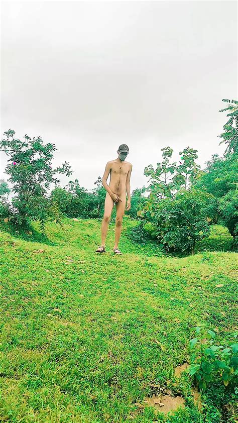 Sexy Nackt Im Freien Gehen Große Sexy Männer Xhamster