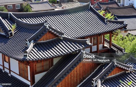 한국 전통 집의 기와 지붕 전주에 대한 스톡 사진 및 기타 이미지 전주 한옥 마을 Istock