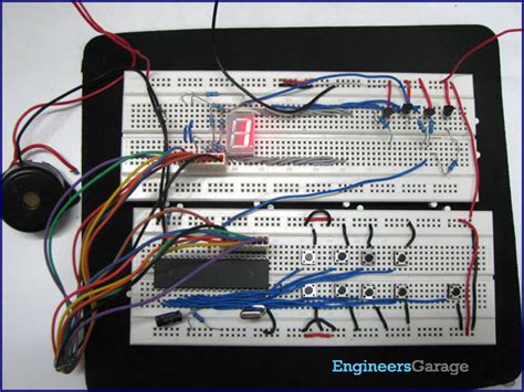 8 Candidate Quiz Buzzer Using 8051 Microcontroller At89c51