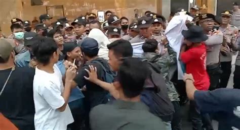 Sorot Kasus Pencemaran Lingkungan Hipma Halteng Jabodetabek Geruduk